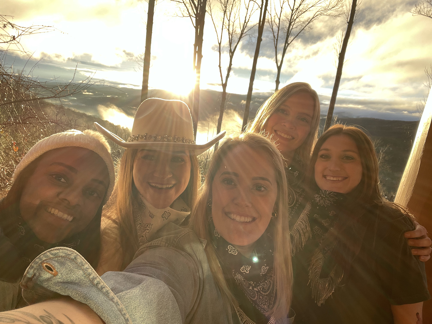Bachelorette Weekend in Blue Ridge, Georgia • Young Wayfarer